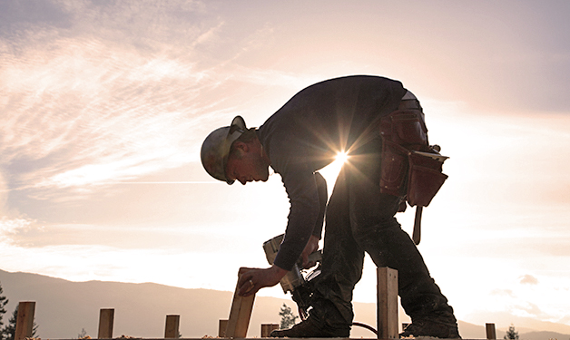 Outdoor workers need better sun protection on the job | VCH Research ...